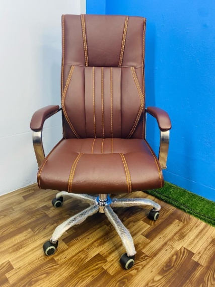 Office boss chair